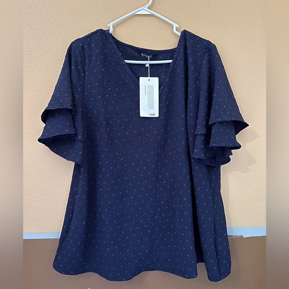 BloomChic | Tops | Bloomchic Navy Blouse W Flutter Short Sleeves ...
